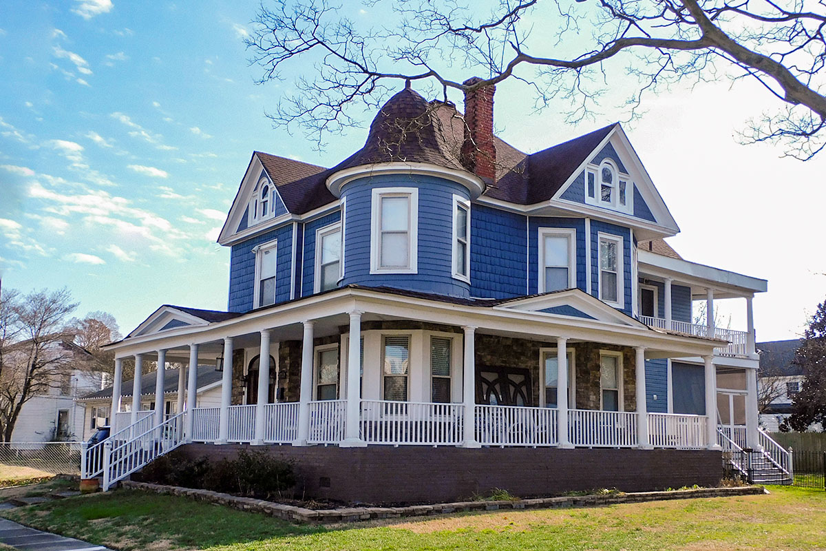 Historic Resource Documentation - Commonwealth