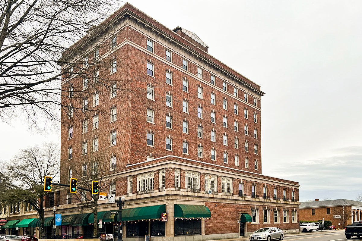 Suffolk Towers - Commonwealth