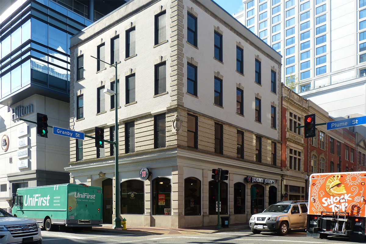 1 East Plume Street - Commonwealth