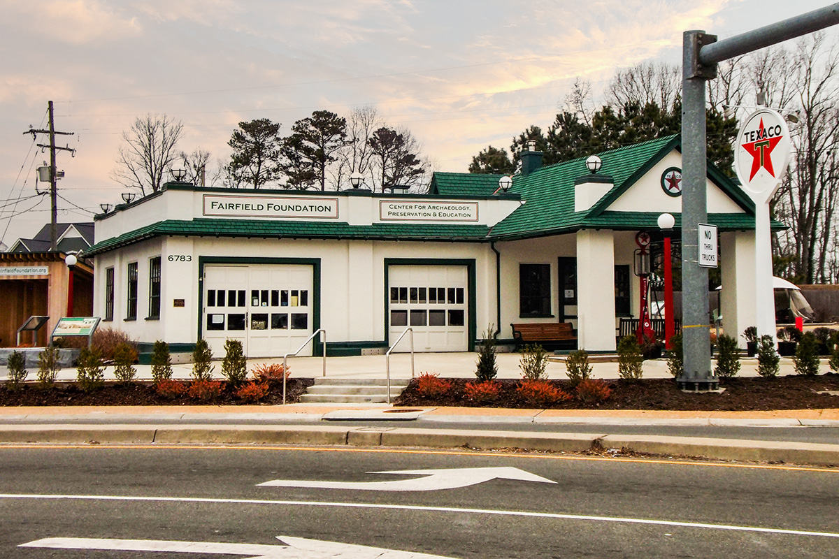 Edge Hill Service Station - Commonwealth